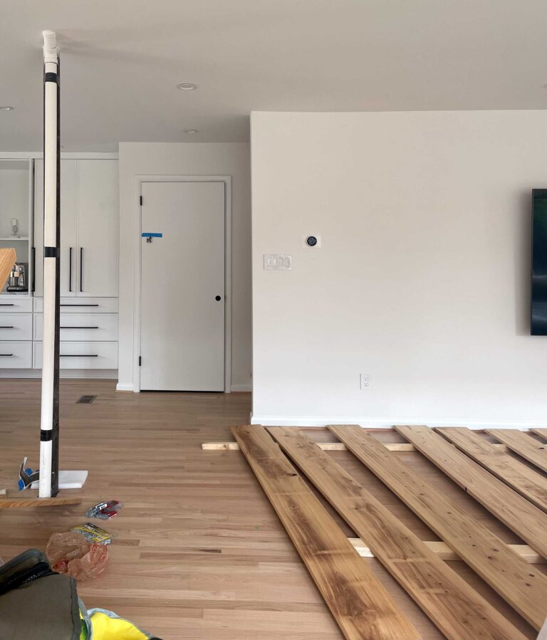How Wooden Slats Transformed the Beach House’s First Floor – Made by Patchi